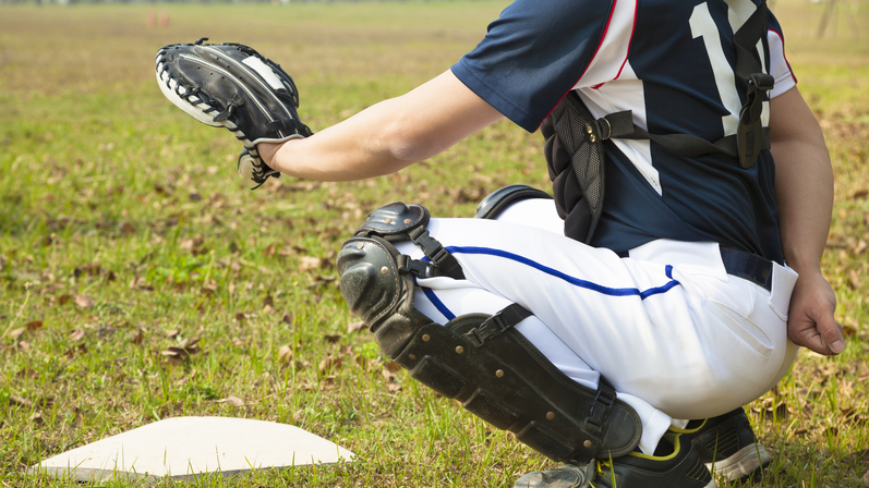 CoachUp Nation | Five Baseball Stretches for the Throwing Arm